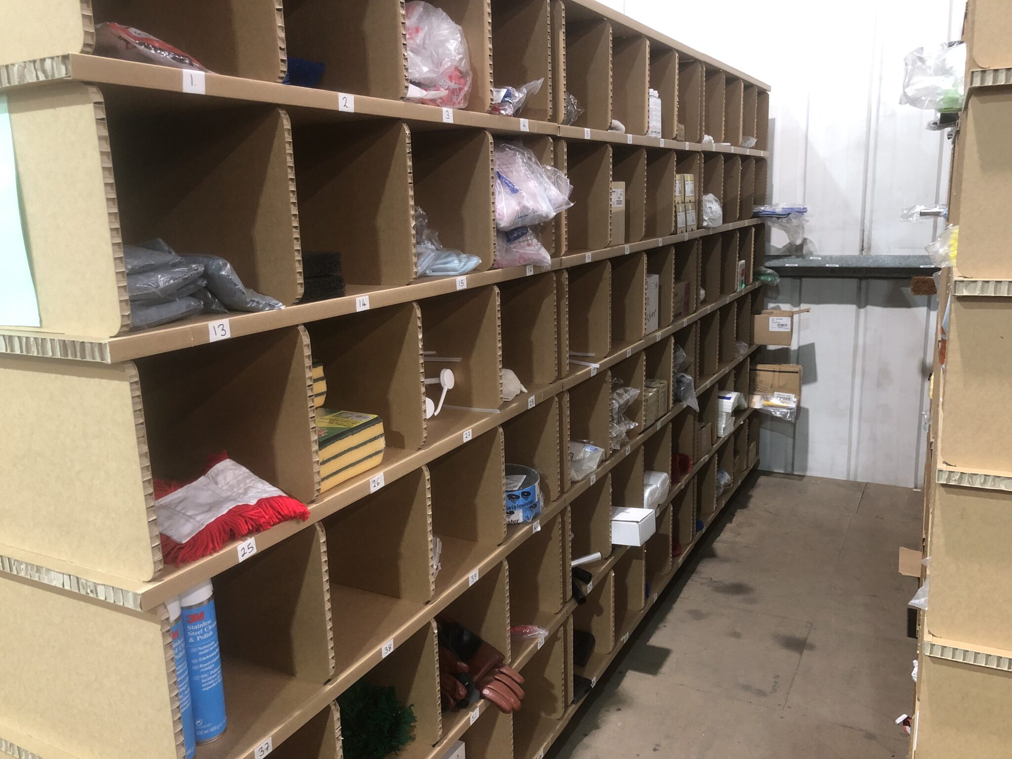 PIX is the best option for warehouse apparel storage | PALLITE