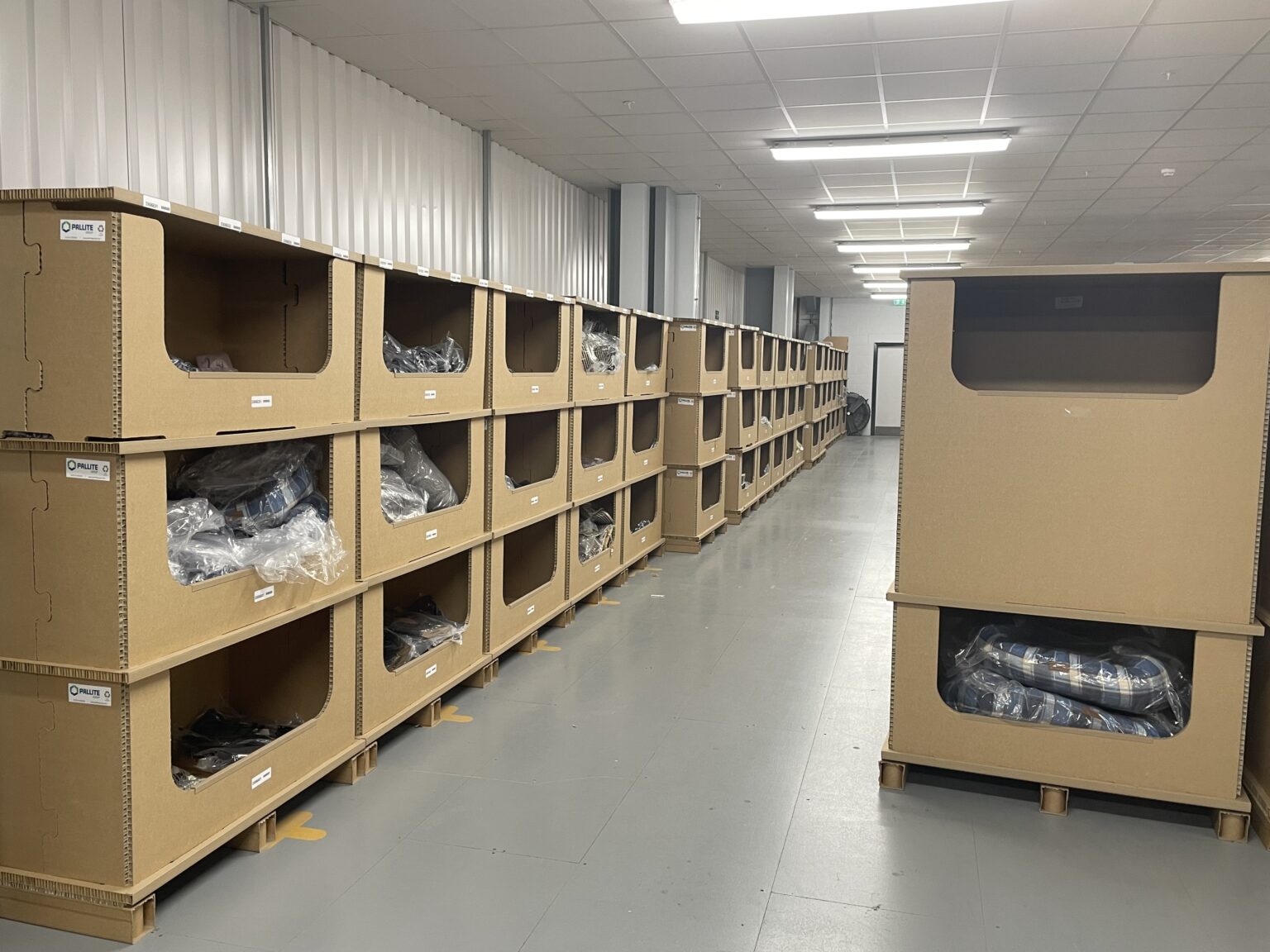 PIX™ XL Bin Box | Pallite Group